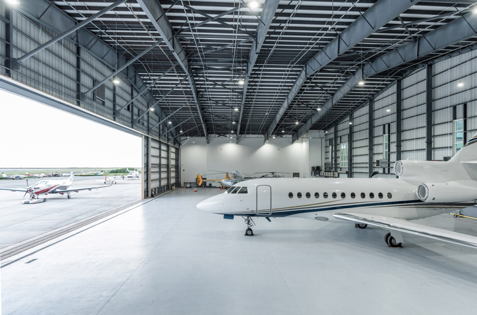 Reading the Sky: How Aviation Callsigns Reveal a Private Jet’s Purpose ...